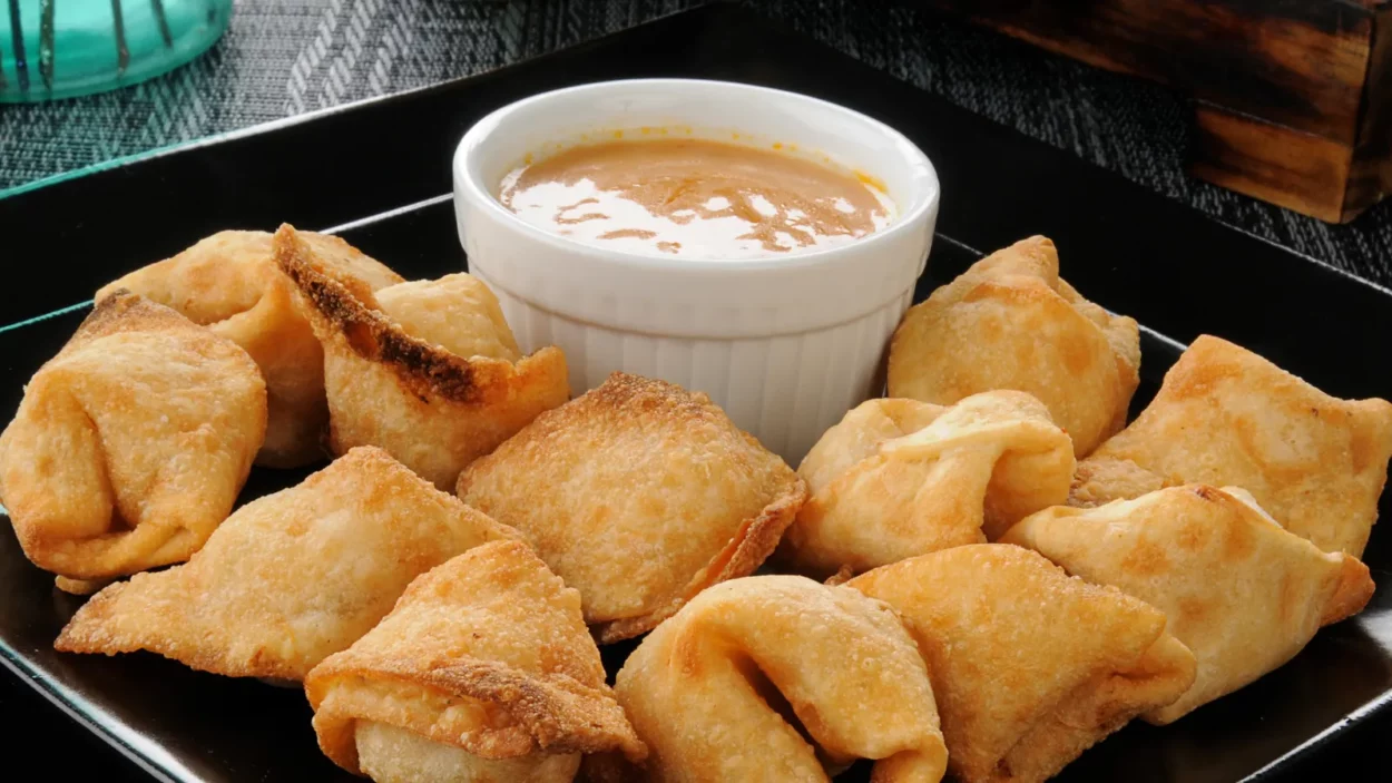 The secret history of crab Rangoon (it’s not actually Chinese) – Yum Fryer