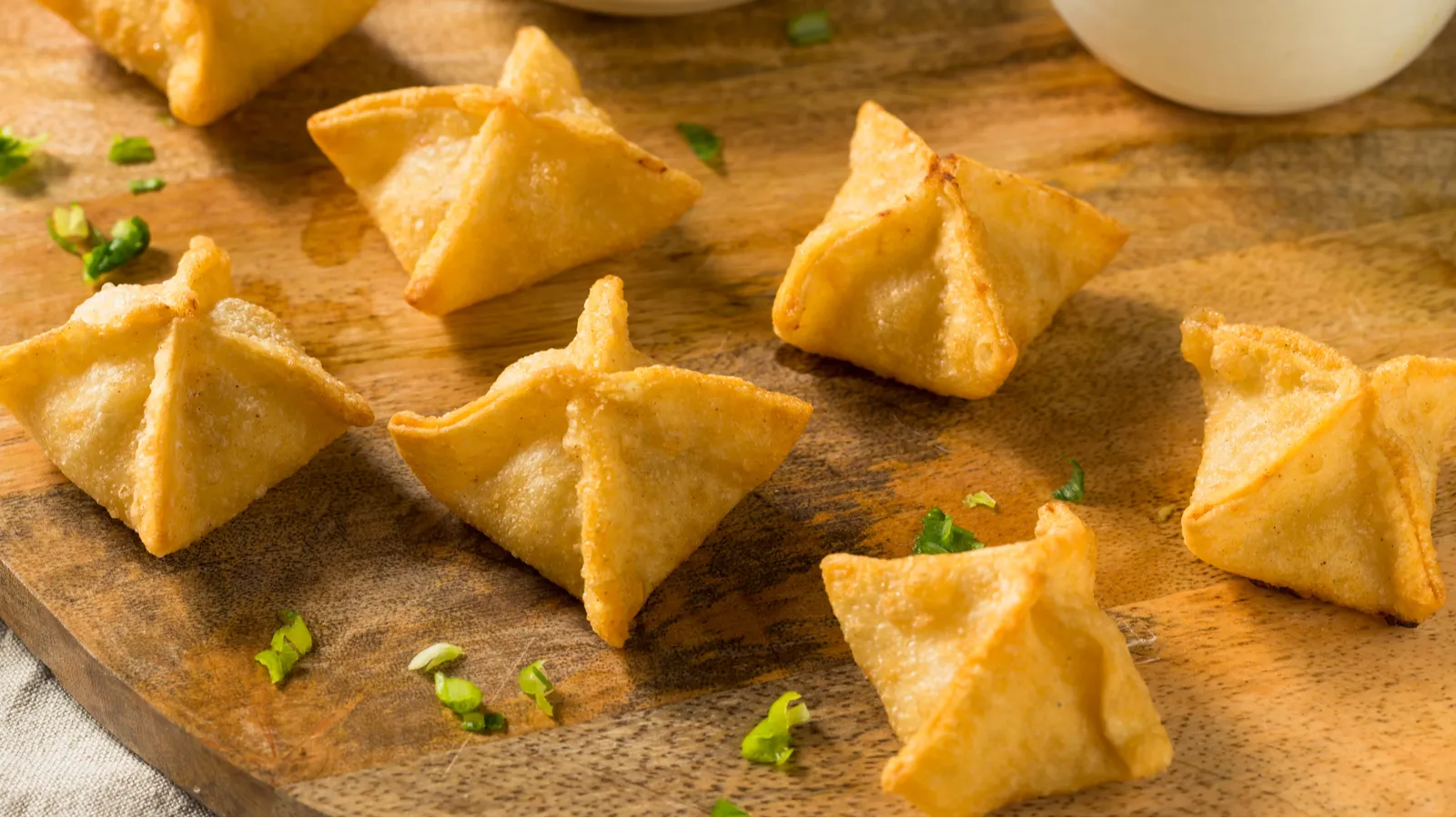 The secret history of crab Rangoon (it’s not actually Chinese) – Yum Fryer