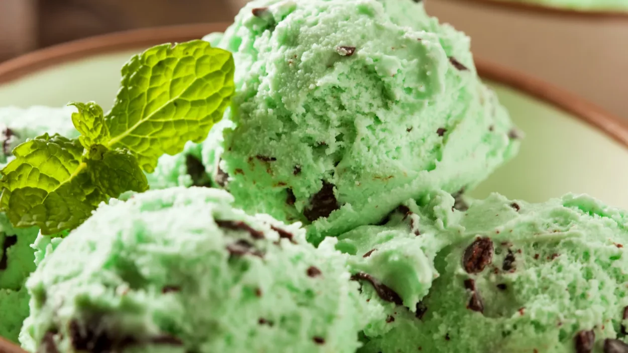 From icy disappointment to perfect balance, these mint chocolate chip ...