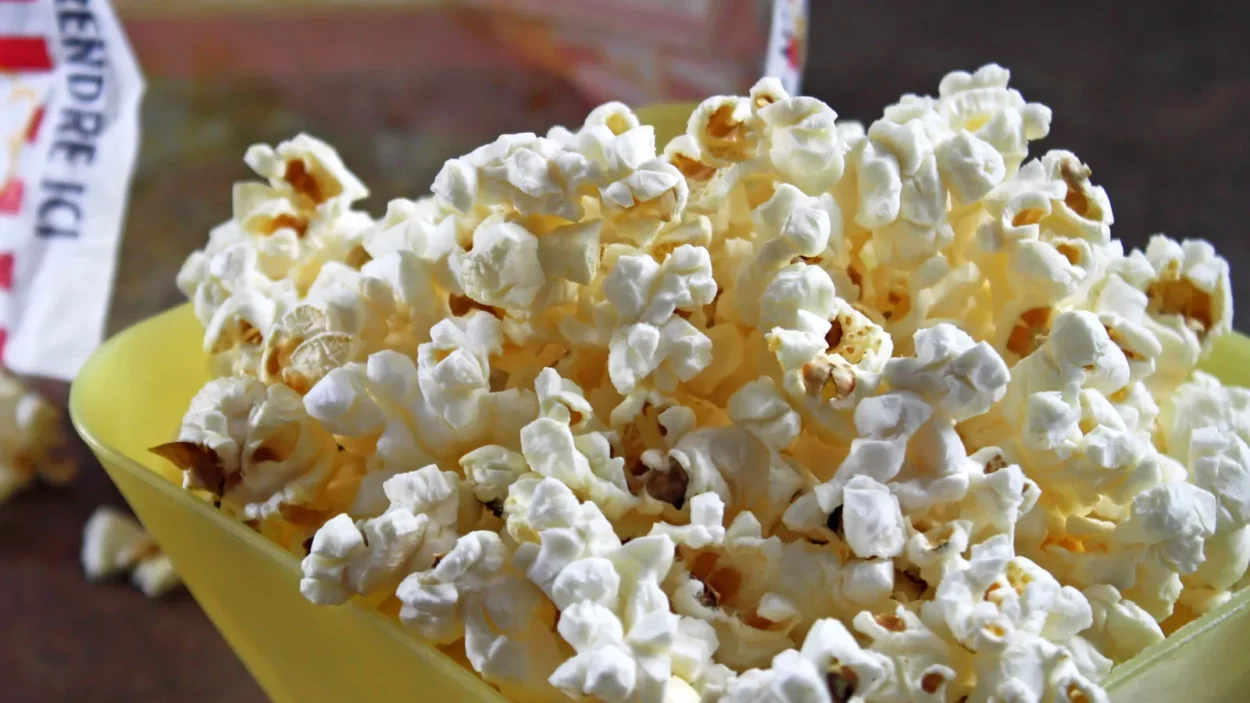 Out of 6 brands, this bagged salted popcorn came closest to tasting ...