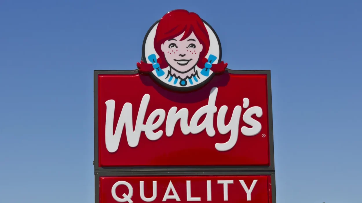 Wendy’s plans to shut down hundreds of locations in 2026 – Yum Fryer